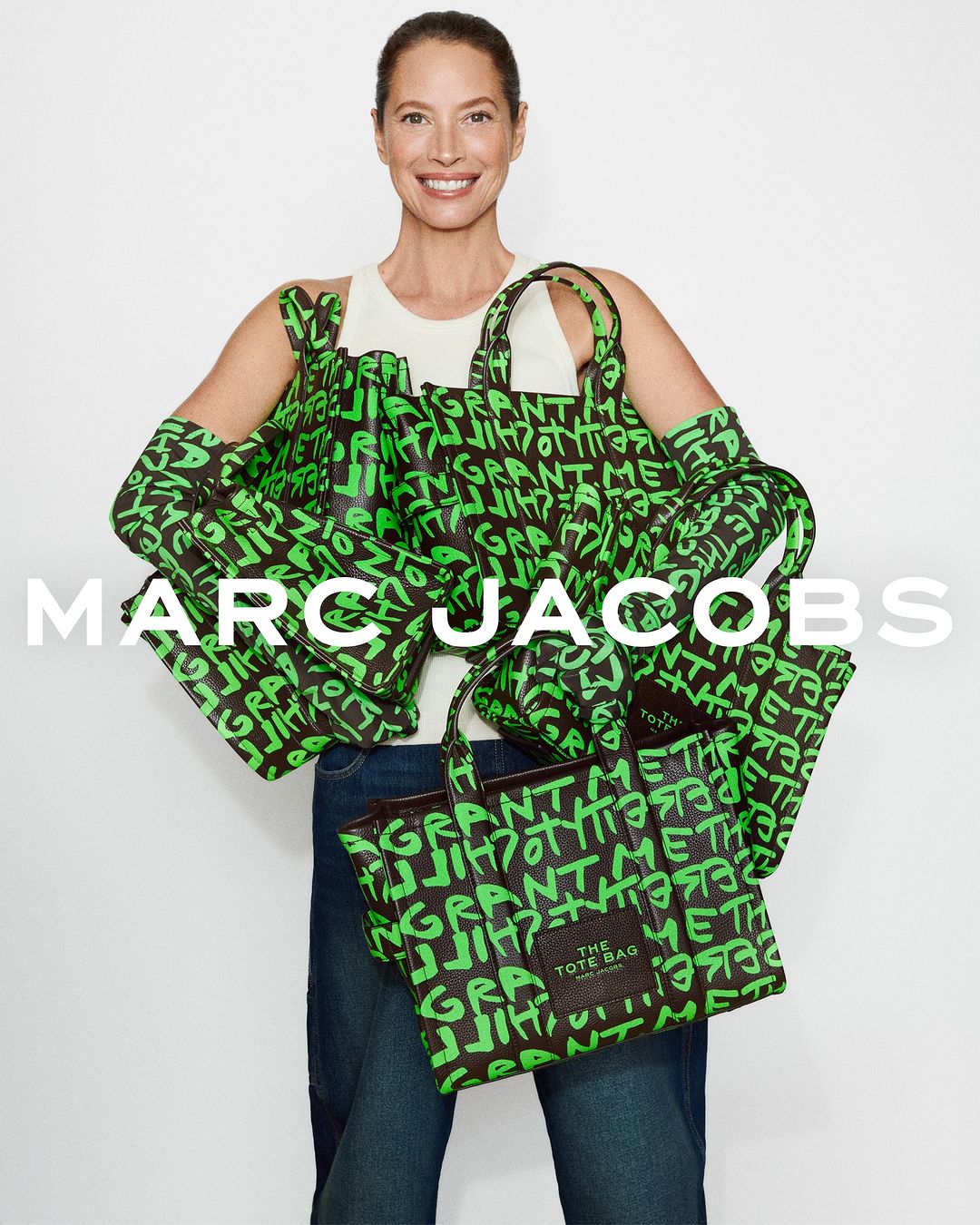 Reel | Marc Jacobs revive una de sus colaboraciones más icónicas de la ...